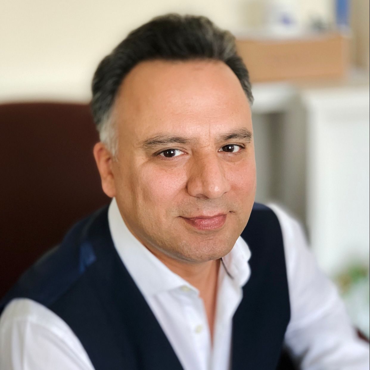 Home - Blue Arrow FInance